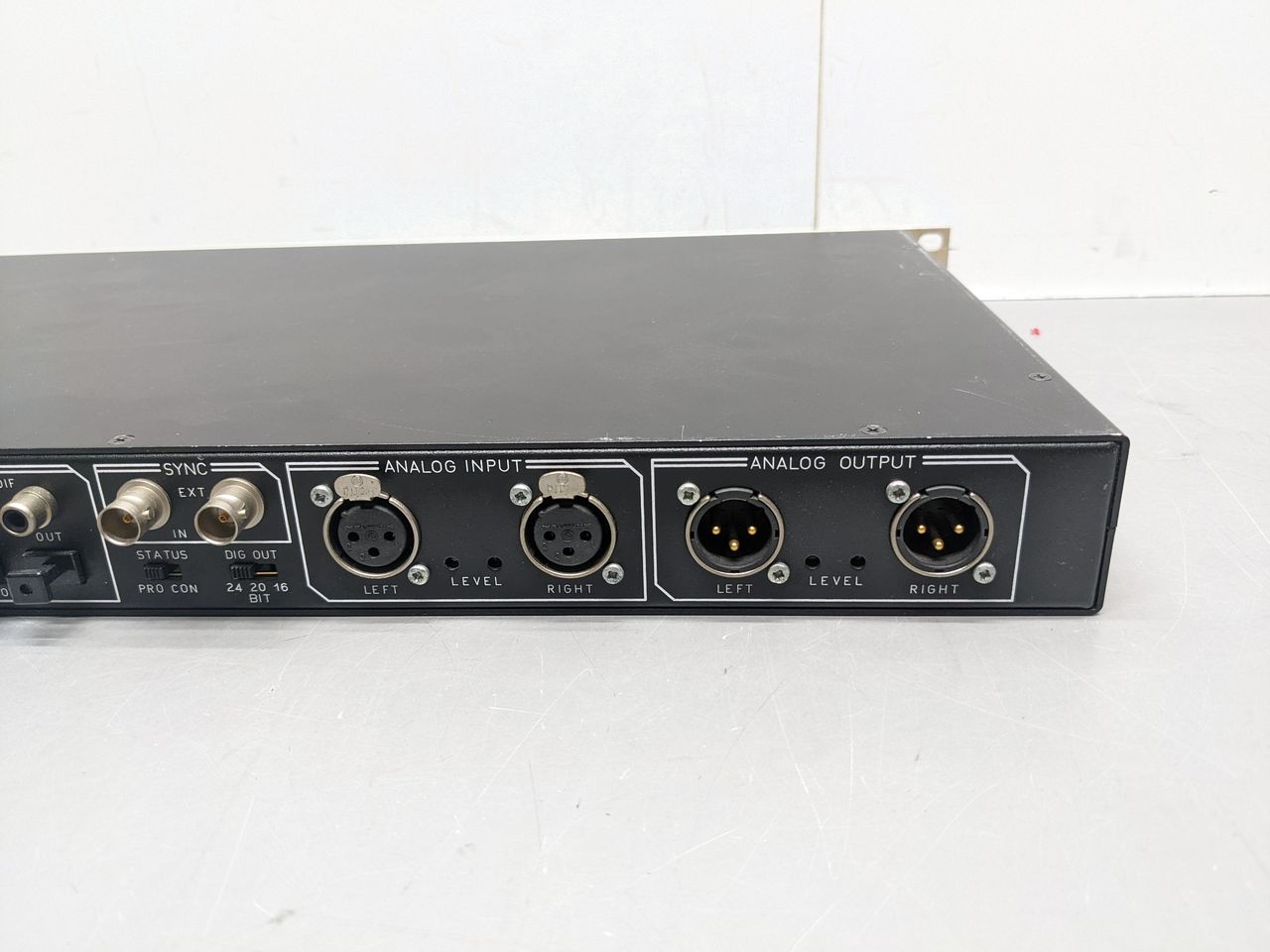 Junger d02 デジタルダイナミクスプロセッサー | VIVID Online Shop