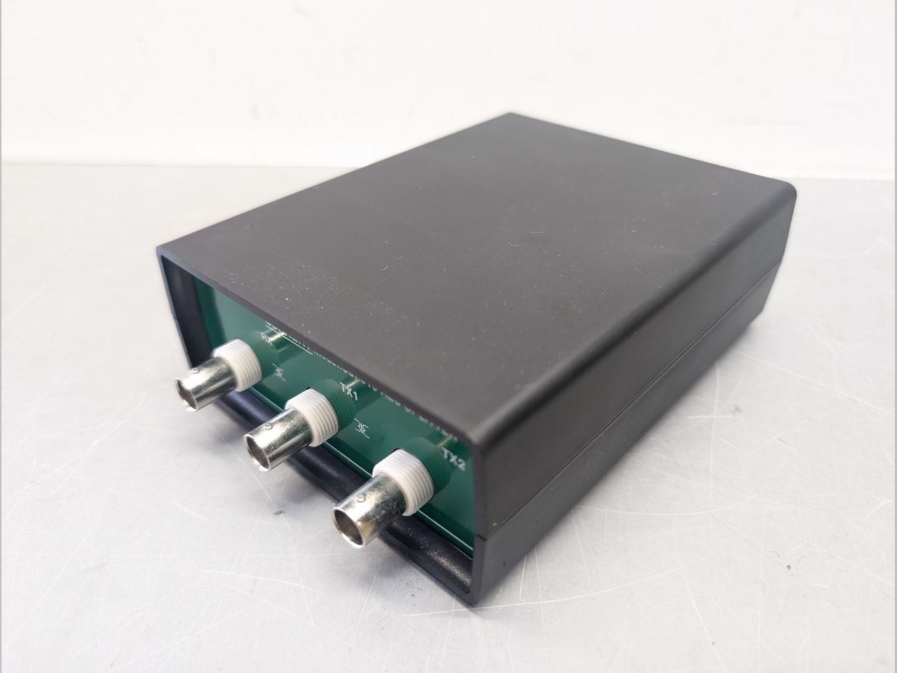 CURRENT CSP913BNC AES SPLITTER | VIVID Online Shop